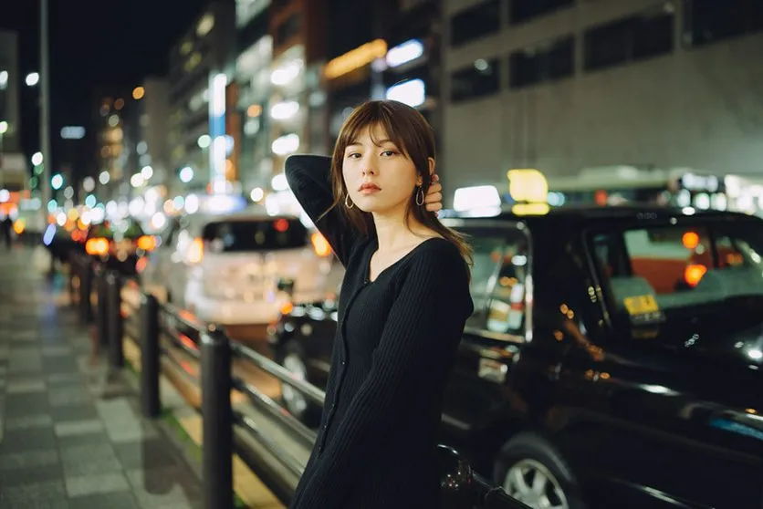 写真家 澤村 洋兵氏がタムロン SP 35mm F1.4 (Model F045)でポートレート。開放で京都の夜の街を攻める。 | TAMRON | タムロン